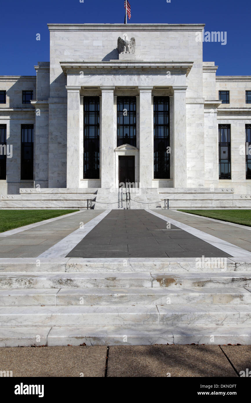 Federal reserve building washington hi-res stock photography and images ...