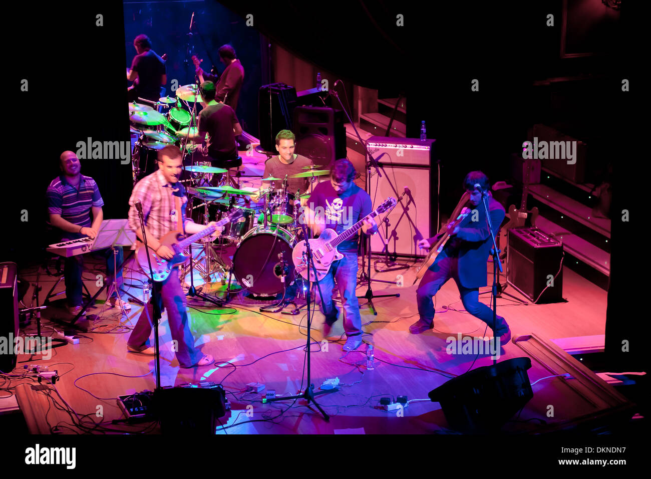 Indie pop music hi-res stock photography and images - Alamy