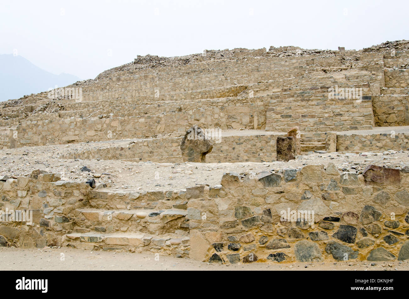Caral ( 2600 BCE and 2000 BCE) the most ancient city of the Americas ...