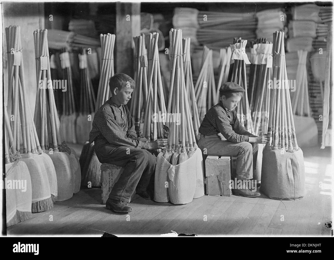 Packing room boys hi-res stock photography and images - Alamy