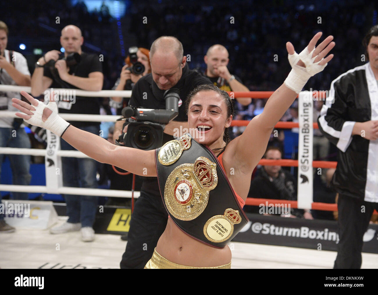 Germany's WBA world champion in lightweight boxing, Susi Kentikian ...