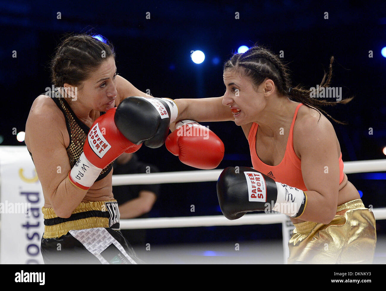 Italy's Simona Galassi fights Germany's WBA world champion in ...