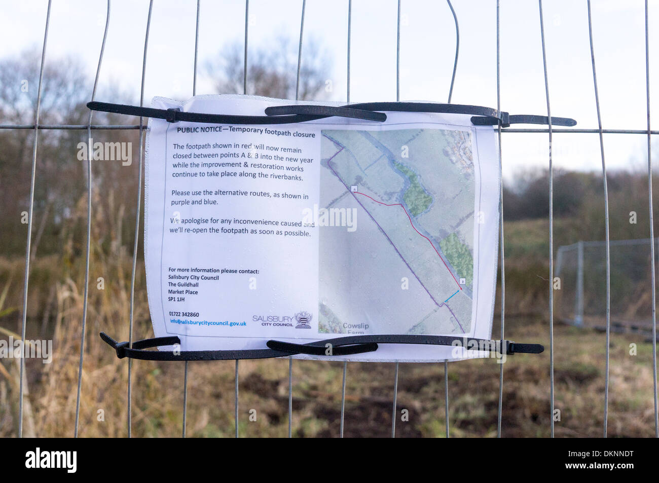 Wire closure hi-res stock photography and images - Alamy