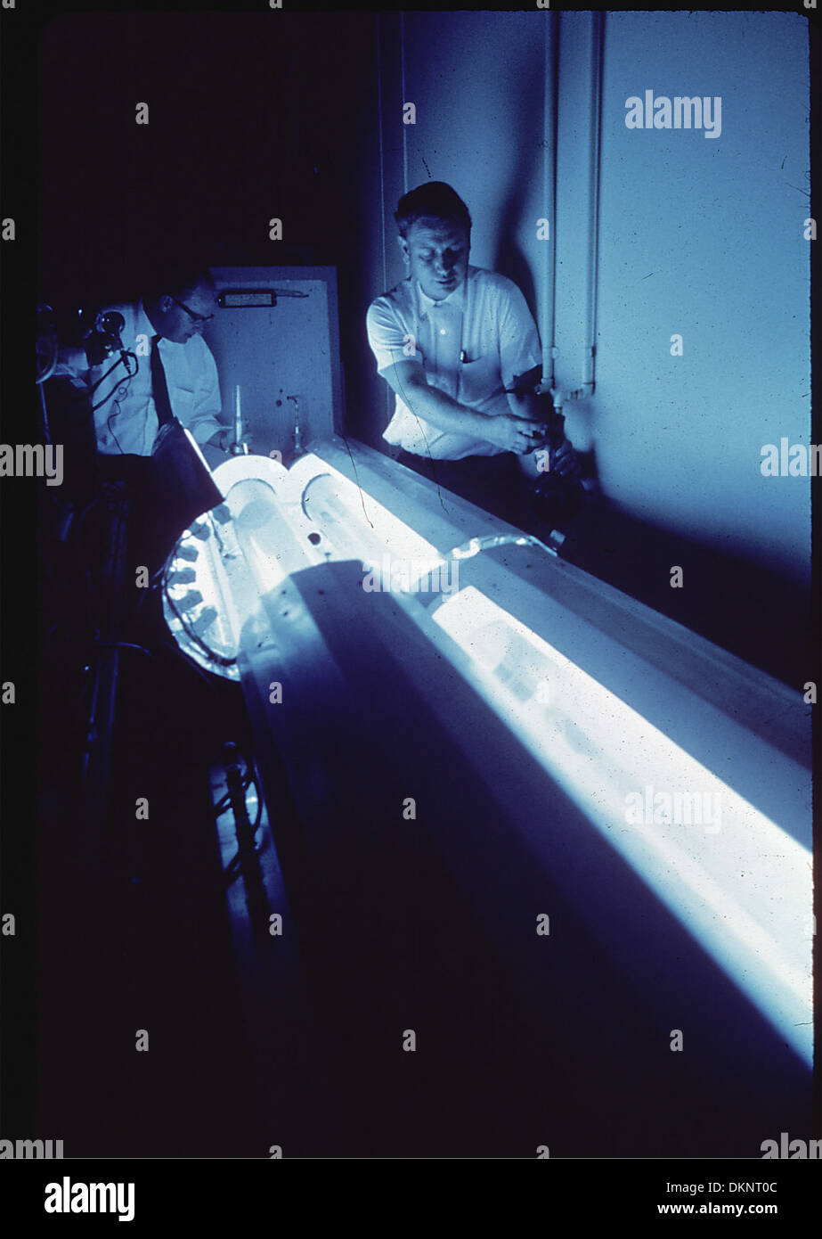 Photochemical experiments hi-res stock photography and images - Alamy