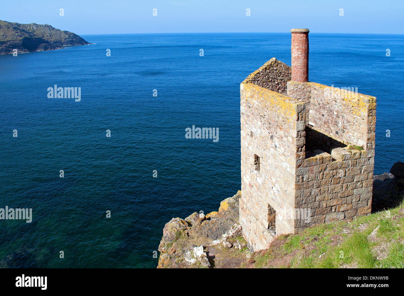 Botallack cornwall and poldark hi-res stock photography and images - Alamy