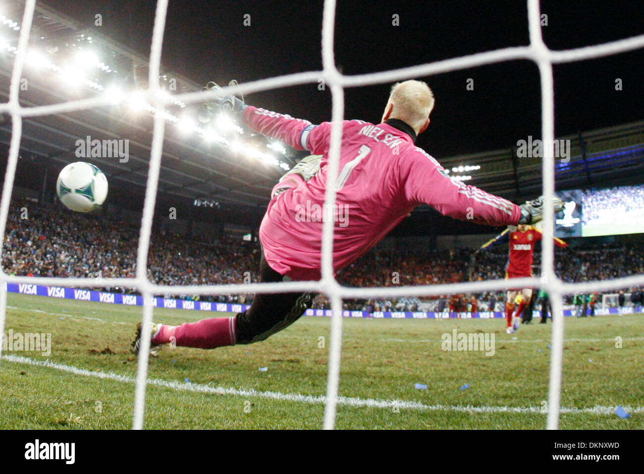 Kansas City, KS, USA. 7th Dec, 2013. December 07, 2013: Jimmy Nielsen ...