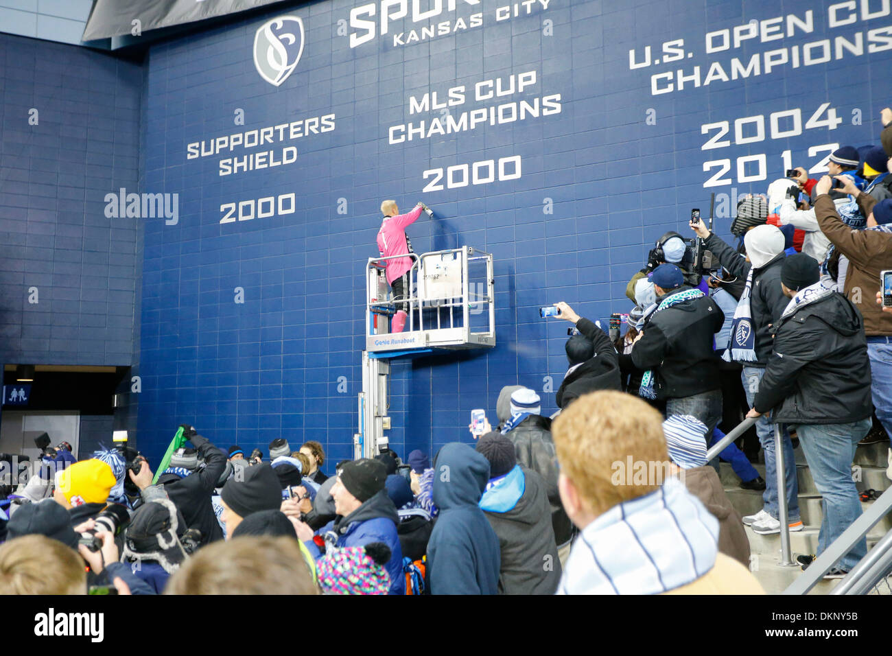 Kansas City, KS, USA. 7th Dec, 2013. December 07, 2013: Jimmy Nielsen ...