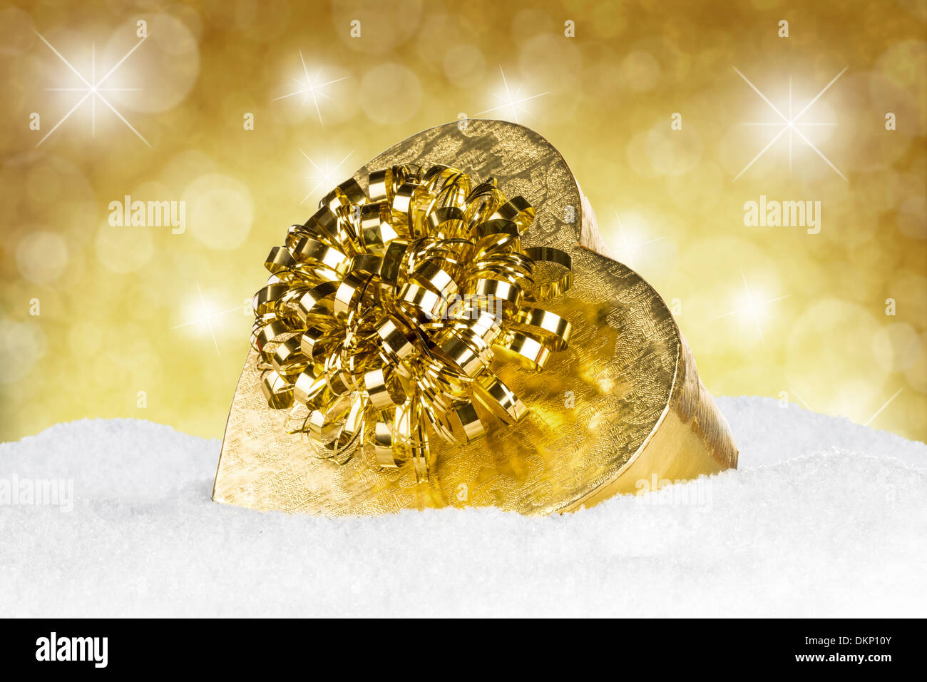Heart shaped satin ribbon hi-res stock photography and images - Alamy