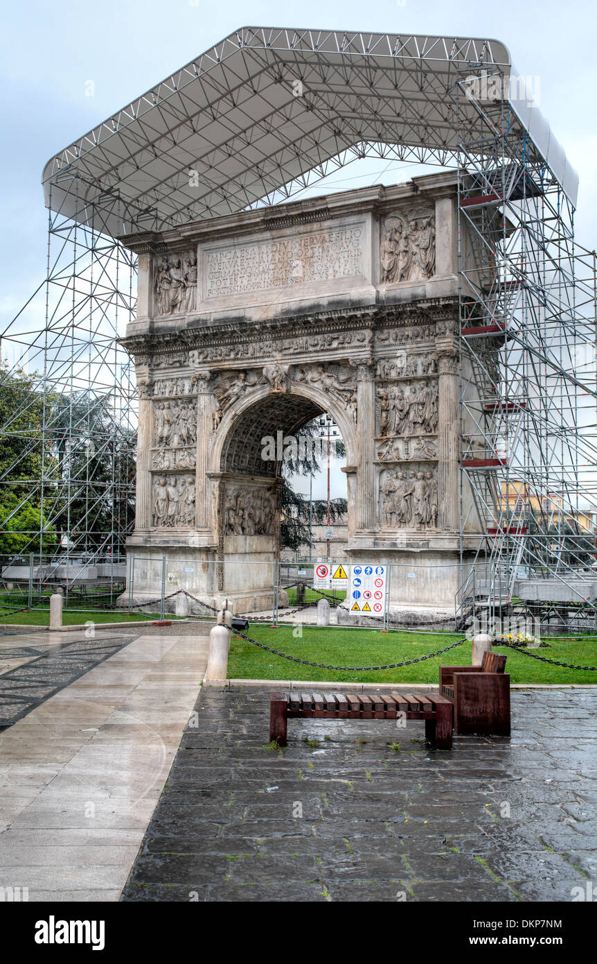 Arch of trajan at beneventum hi-res stock photography and images - Alamy
