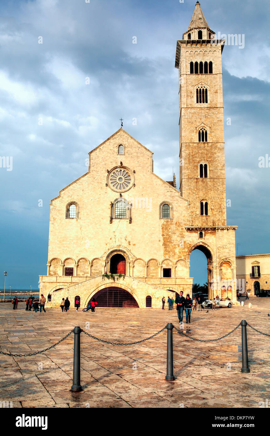 Old Cathedral (Duomo di San Corrado), Molfetta, Apulia, Italy Stock ...