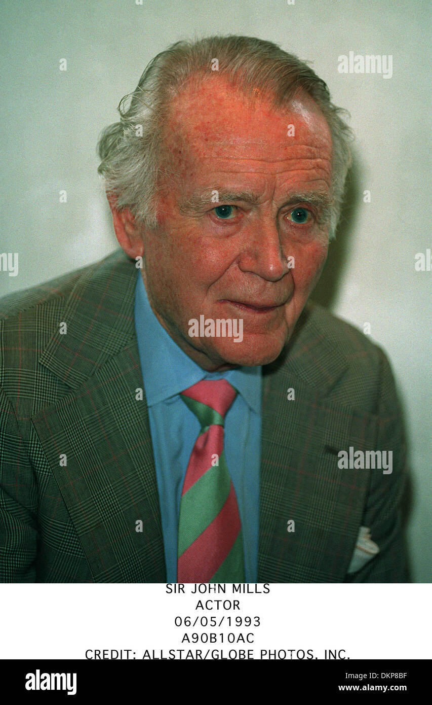 SIR JOHN MILLS.ACTOR.06/05/1993.A90B10AC.CREDIT: ALLSTAR Stock Photo ...