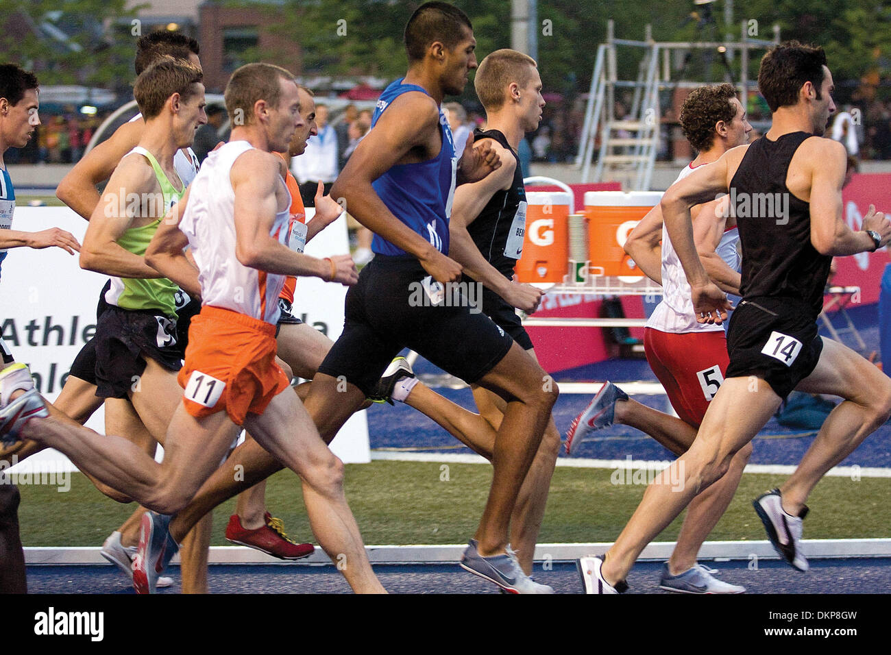 June 11, 2009 - Toronto, Ontario, Canada - 11 June 2009: Runners of the ...