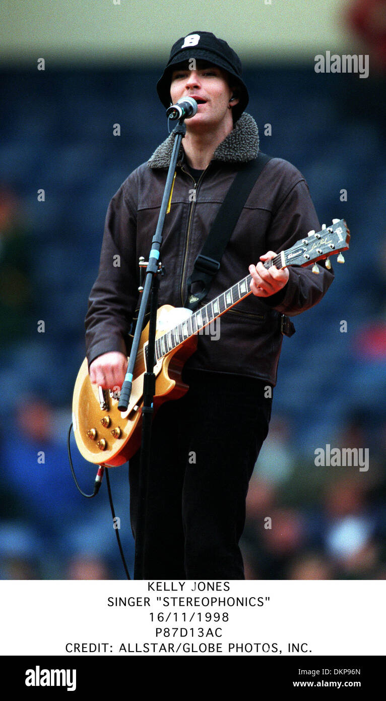 Kelly jones stereophonics 1998 hi-res stock photography and images - Alamy