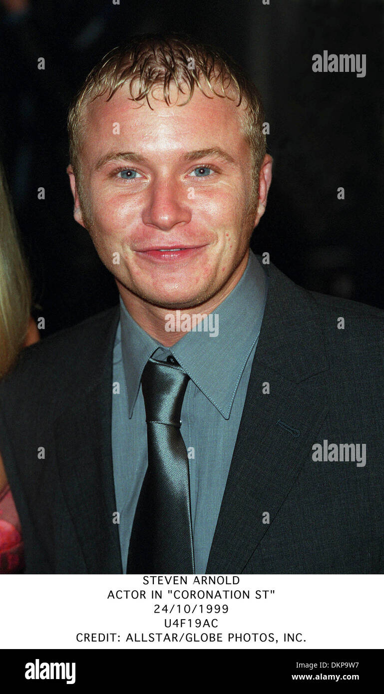 Actor steven arnold hi-res stock photography and images - Alamy