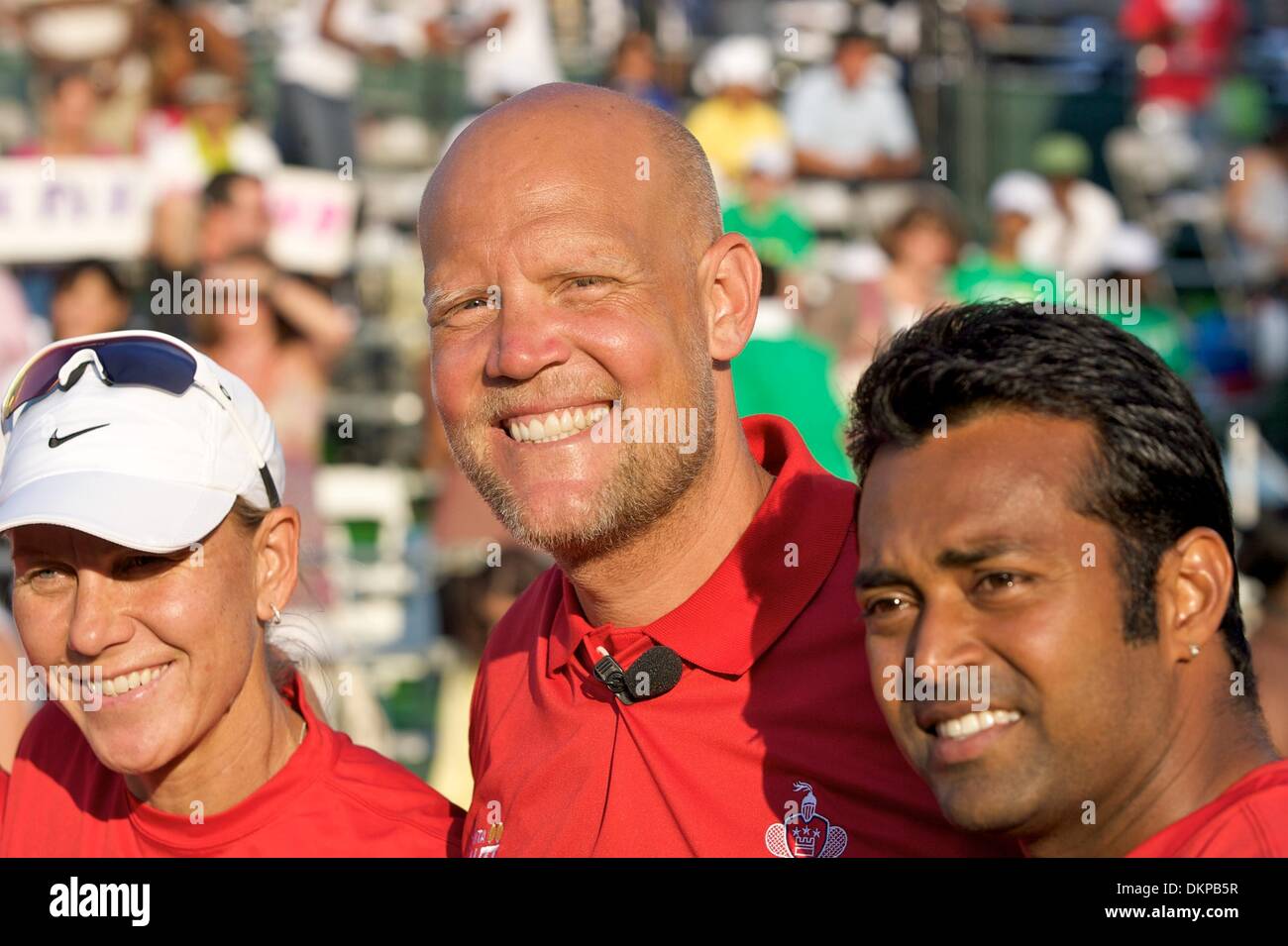 2009 left right hi-res stock photography and images - Alamy