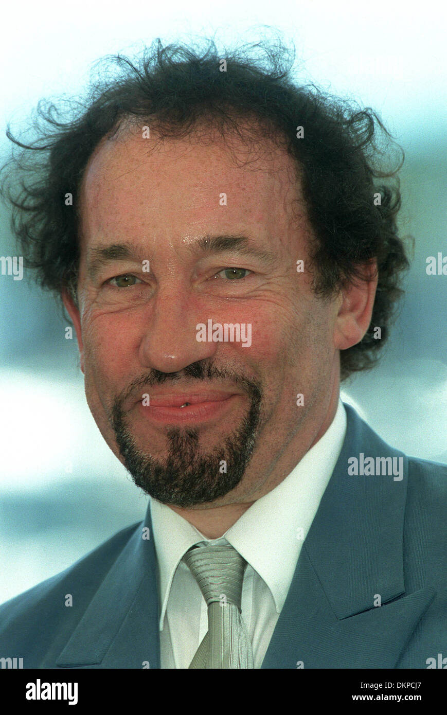 SIMON CALLOW.ACTOR, WRITER & DIRECTOR.CANNES, FRANCE, EUROPE.12/05/2001 ...