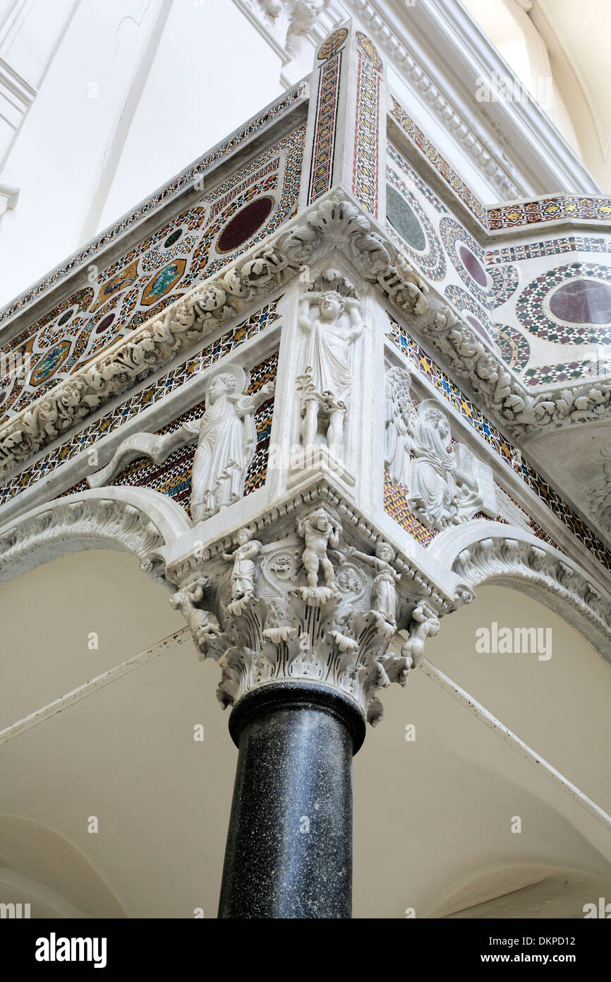 Pulpit structure hi-res stock photography and images - Alamy