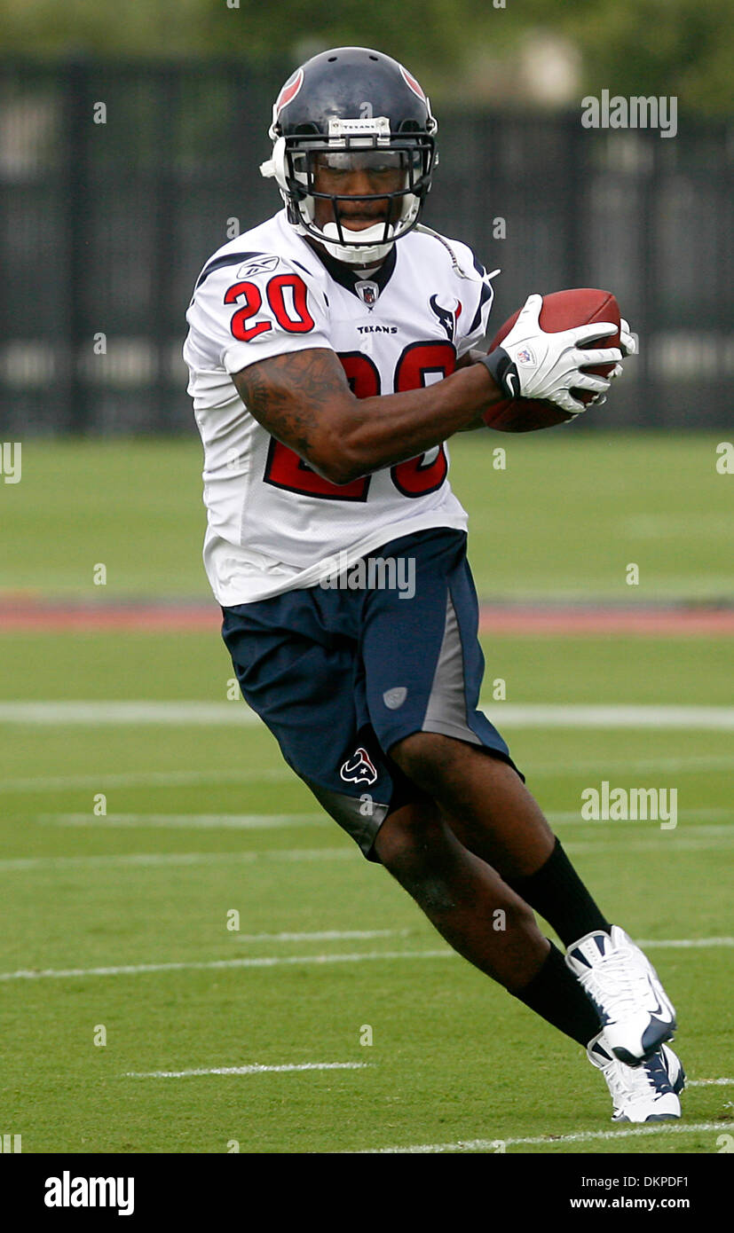 Aug. 1, 2009 - Houston, Texas, USA - 01 August 2009: Texans running ...
