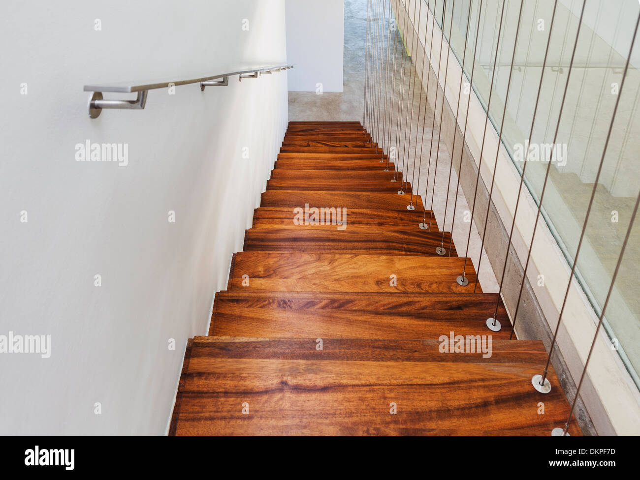 Modern wooden staircase hi-res stock photography and images - Alamy