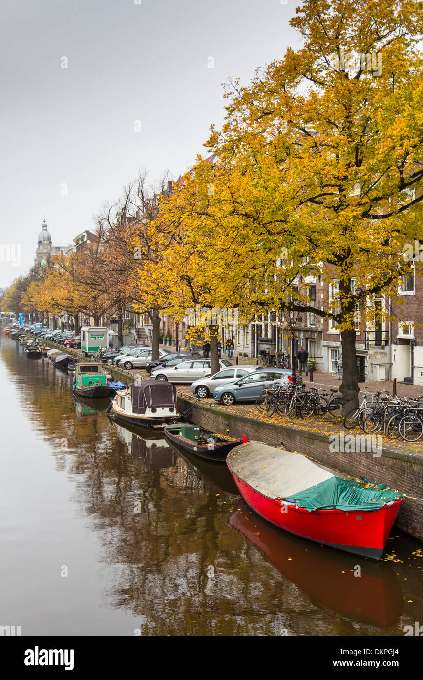 Amsterdam tree lined canal hi-res stock photography and images - Alamy