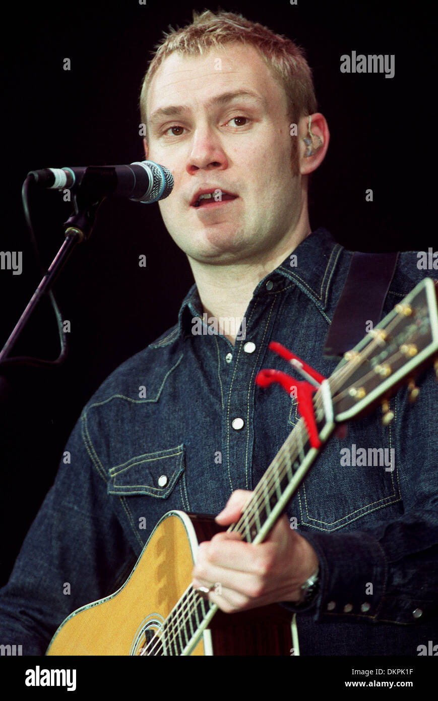 David gray singer hi-res stock photography and images - Alamy