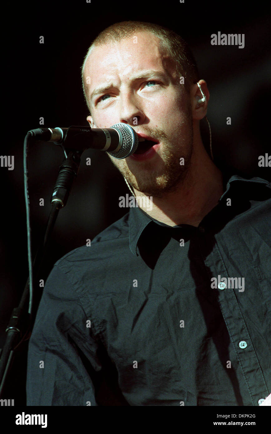 Coldplay 2001 hi-res stock photography and images - Alamy