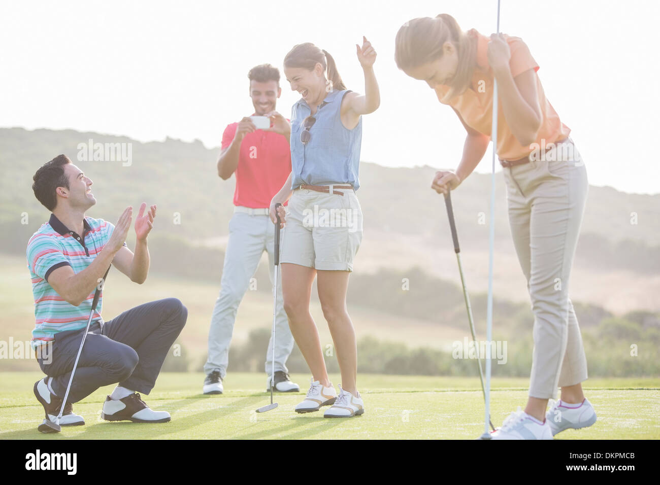 Golf course flagpole hi-res stock photography and images - Alamy