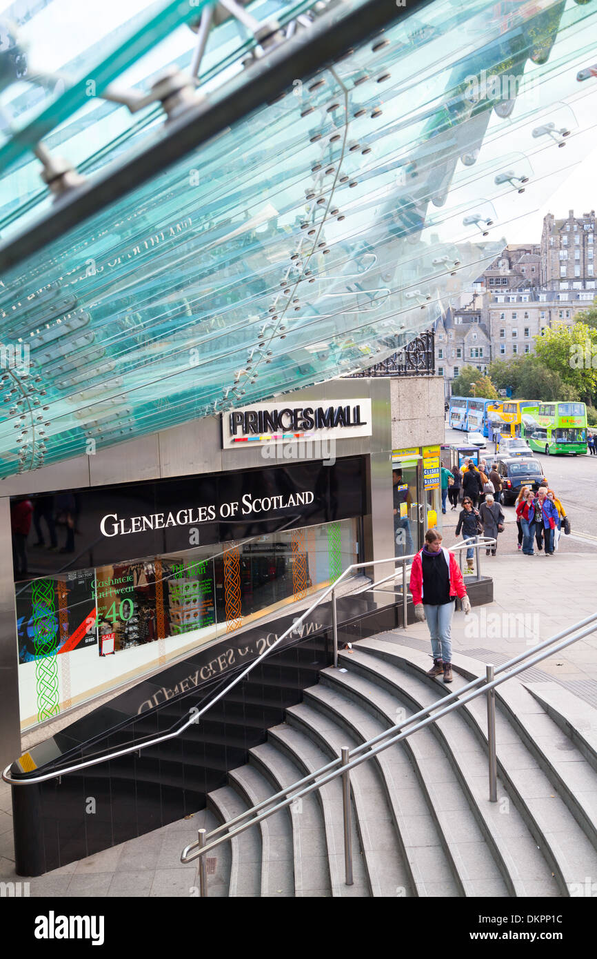 Shopping mall in scotland hi-res stock photography and images - Alamy