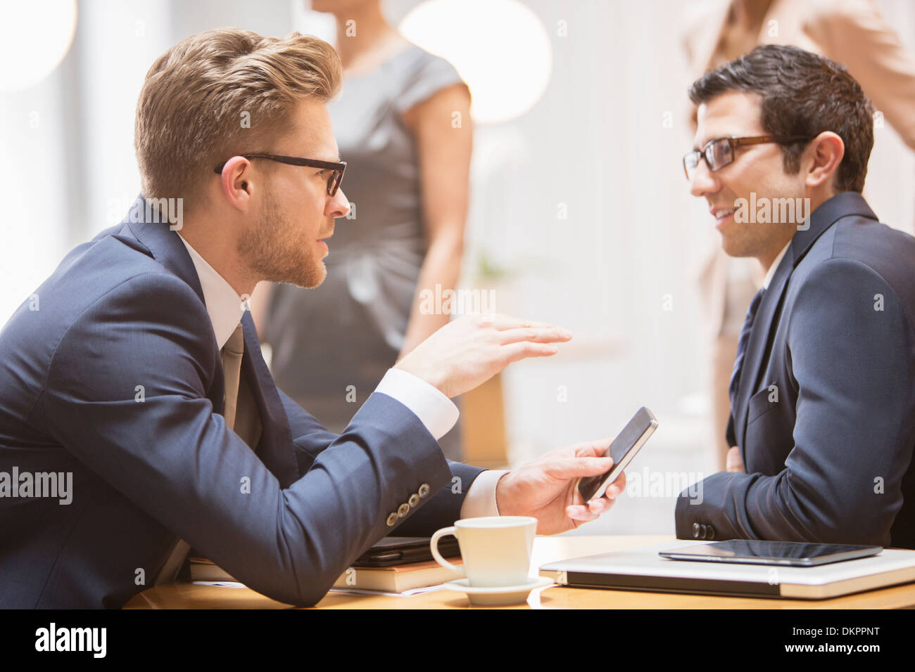Office worker london suit hi-res stock photography and images - Alamy