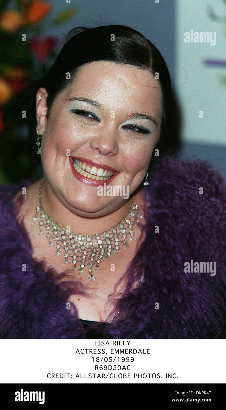 Actress lisa riley hi-res stock photography and images - Alamy