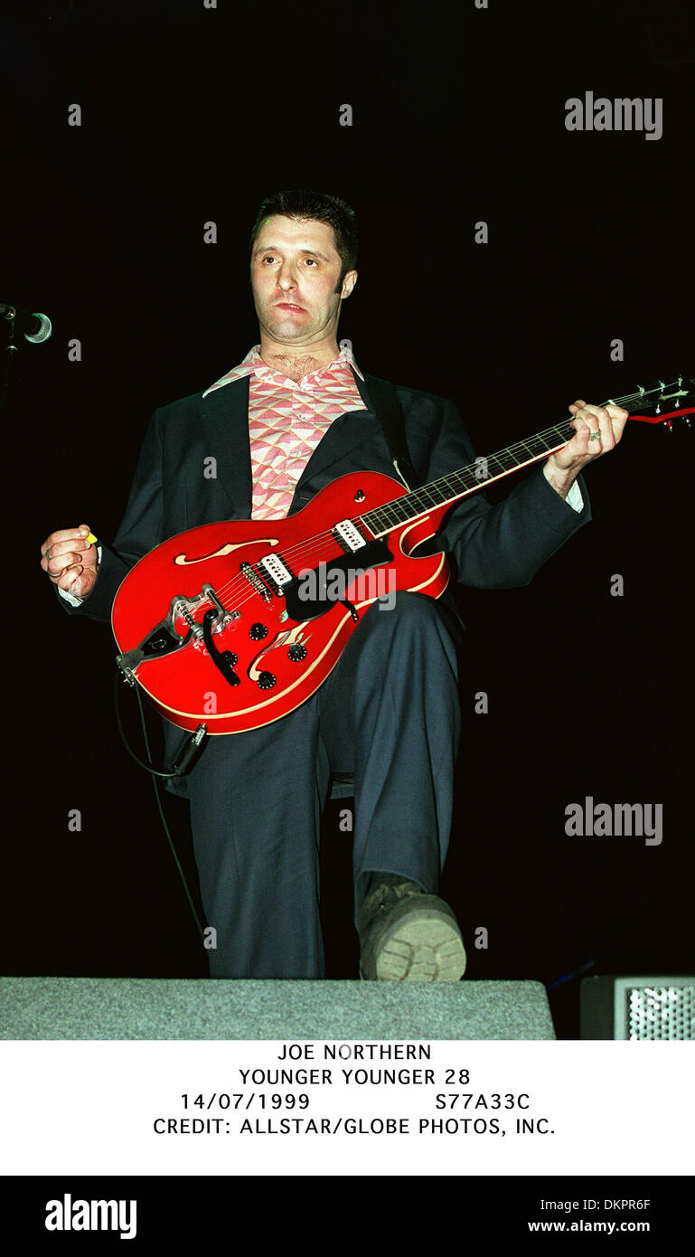 JOE NORTHERN.YOUNGER YOUNGER 28.14/07/1999.S77A33C Stock Photo - Alamy