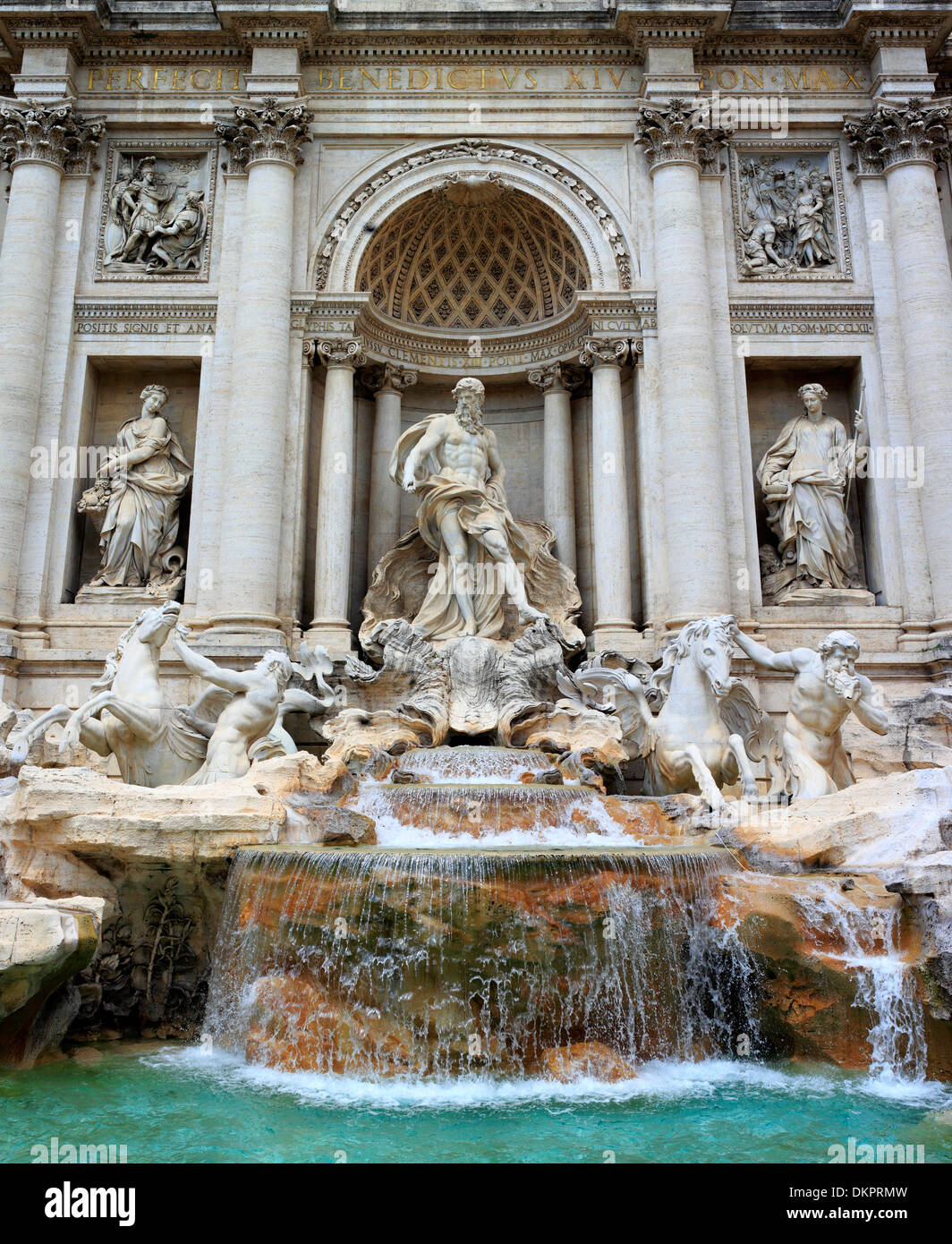 Baroque water fountain hi-res stock photography and images - Alamy