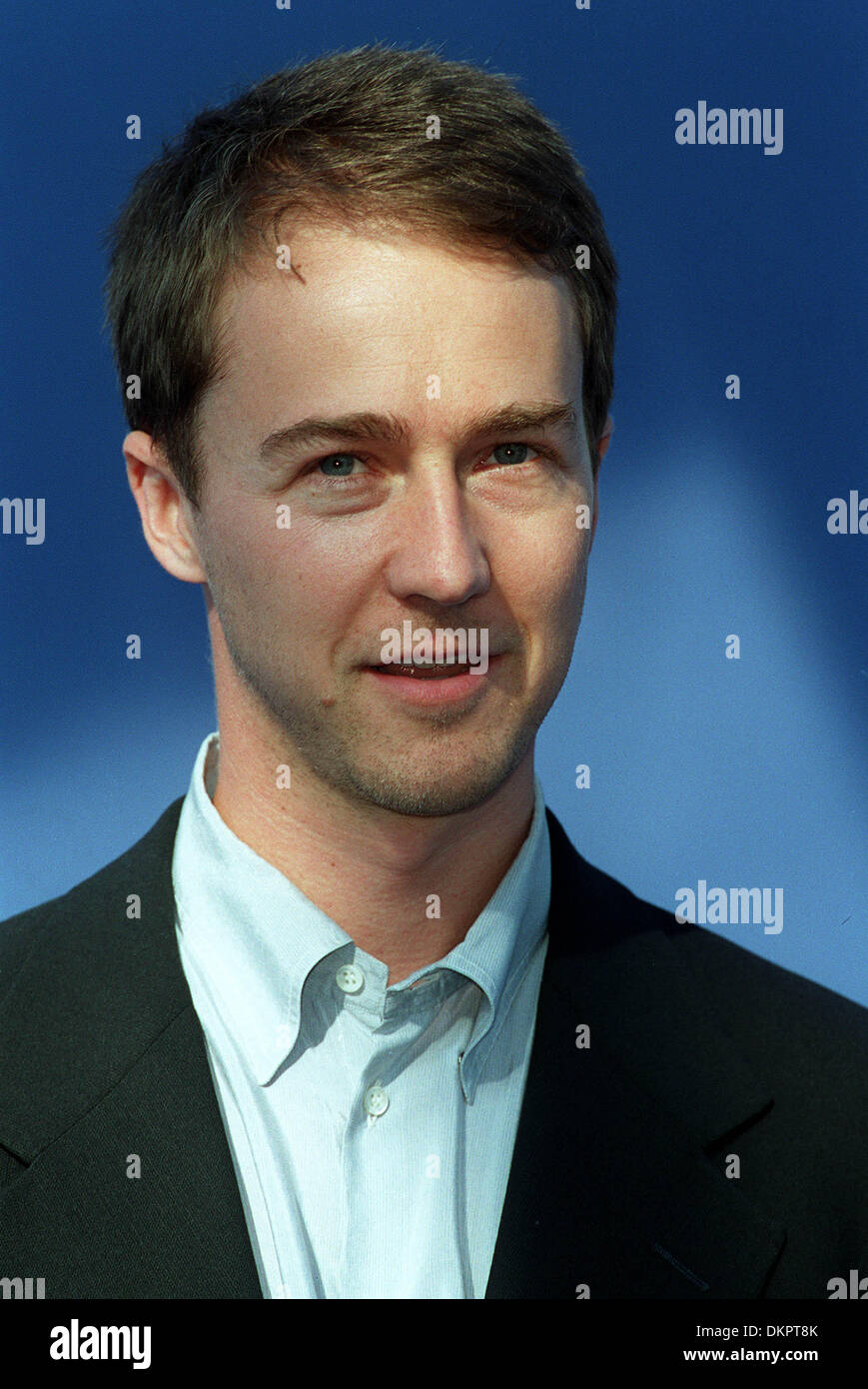 EDWARD NORTON.ACTOR.DEAUVILLE, FRANCE.02/09/2000.BB42A2AC Stock Photo ...
