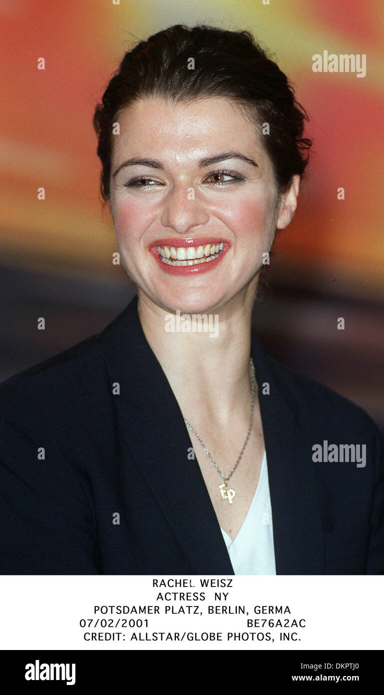 RACHEL WEISZ.ACTRESS NY.POTSDAMER PLATZ, BERLIN, GERMA.07/02/2001 ...