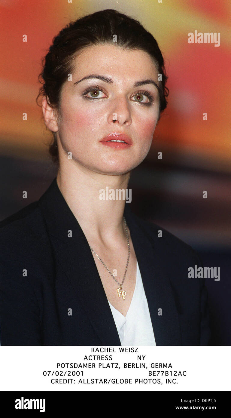 RACHEL WEISZ.ACTRESS NY.POTSDAMER PLATZ, BERLIN, GERMA.07/02/2001 ...