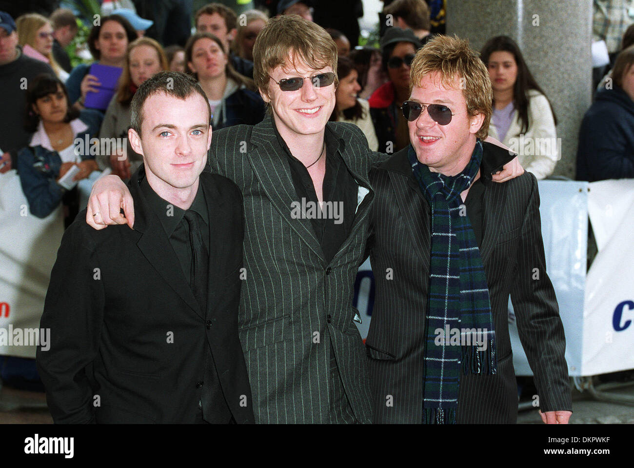 TRAVIS.POP GROUP.NGLAND.THE LANCASTER HOTEL, LONDON, E.26/03/2002 ...