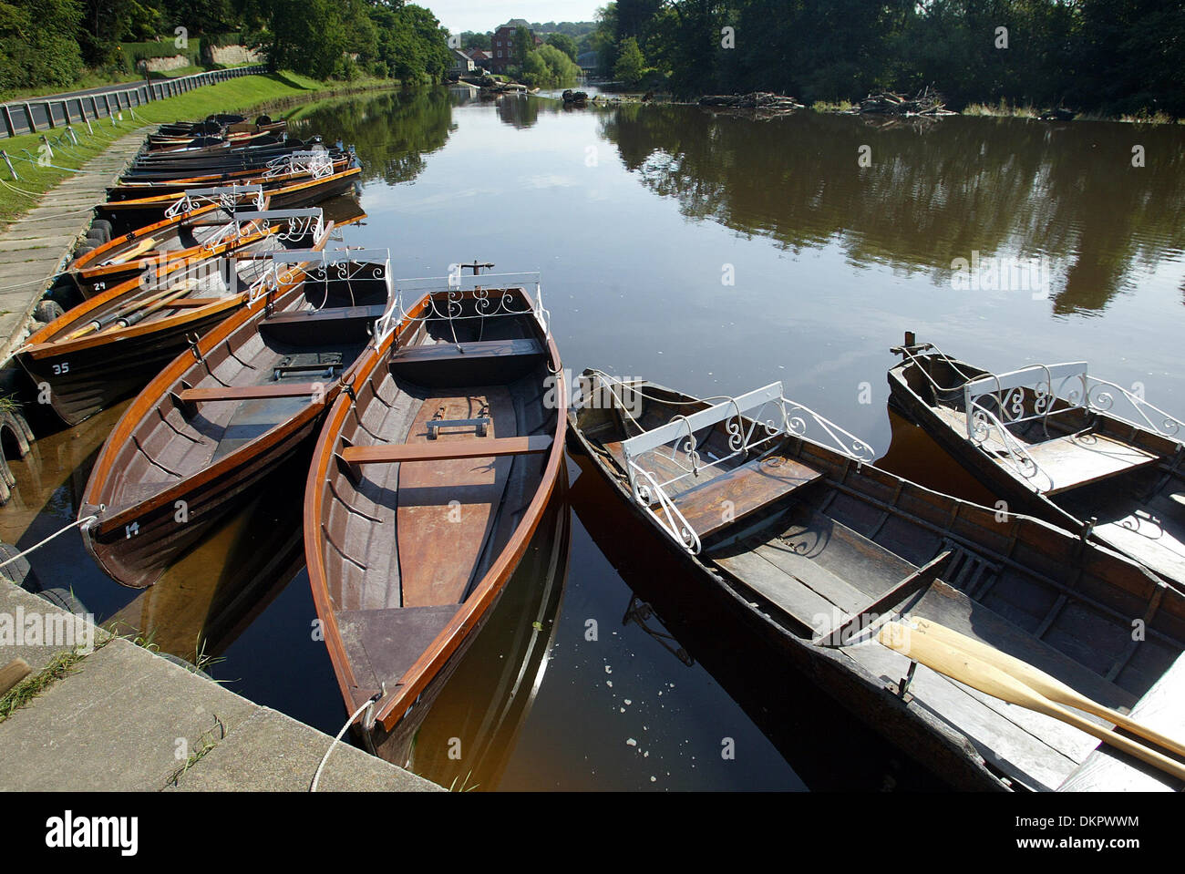 Ruswarp hi-res stock photography and images - Alamy