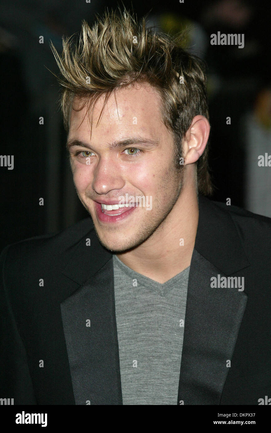 Will young singer hi-res stock photography and images - Alamy