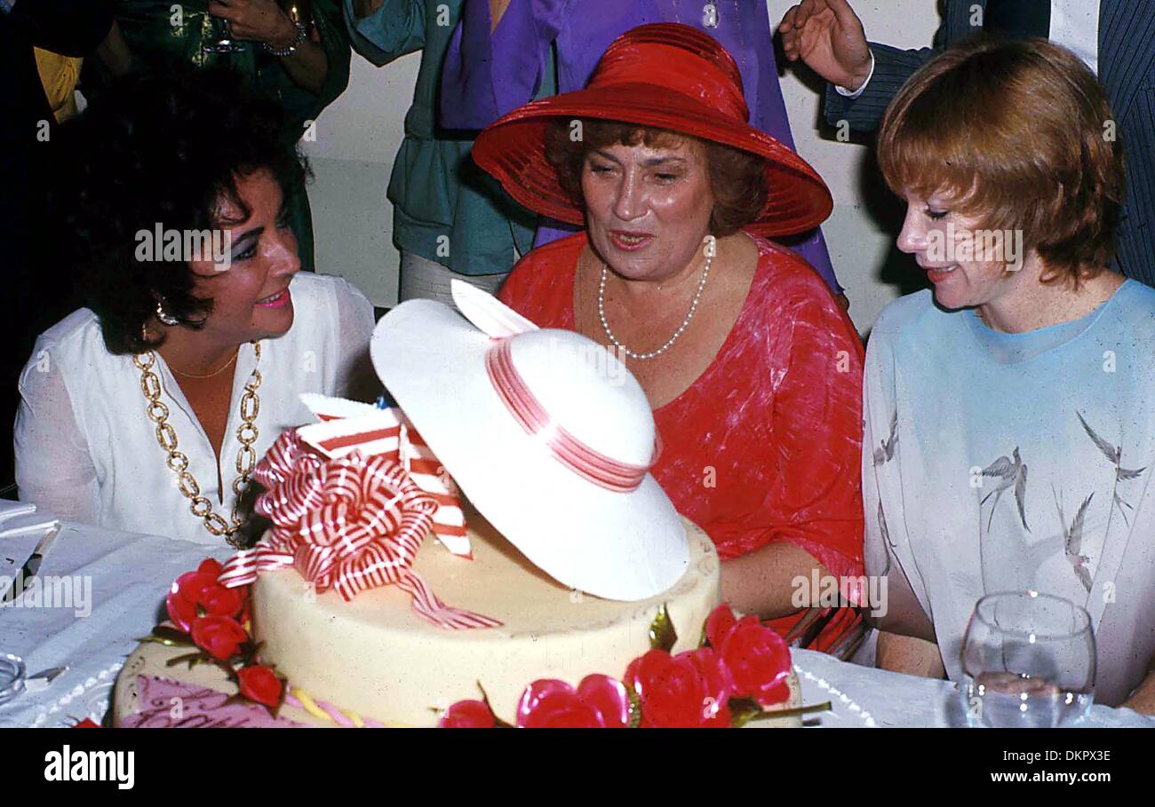 Dec 23 2002 Elizabeth Taylor Bella Abzug Shirley Maclaine