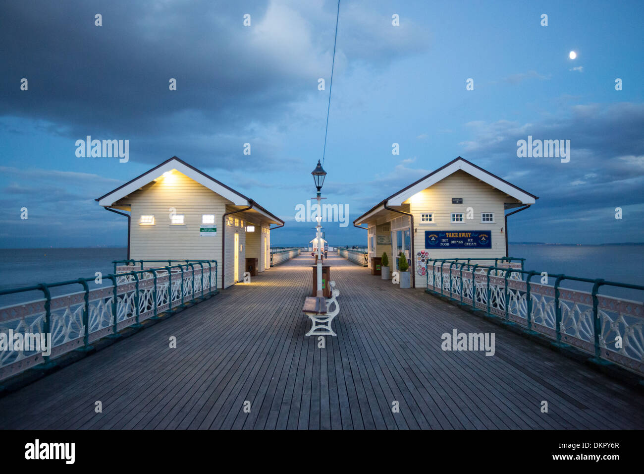Penarth pier pavillion hi-res stock photography and images - Alamy