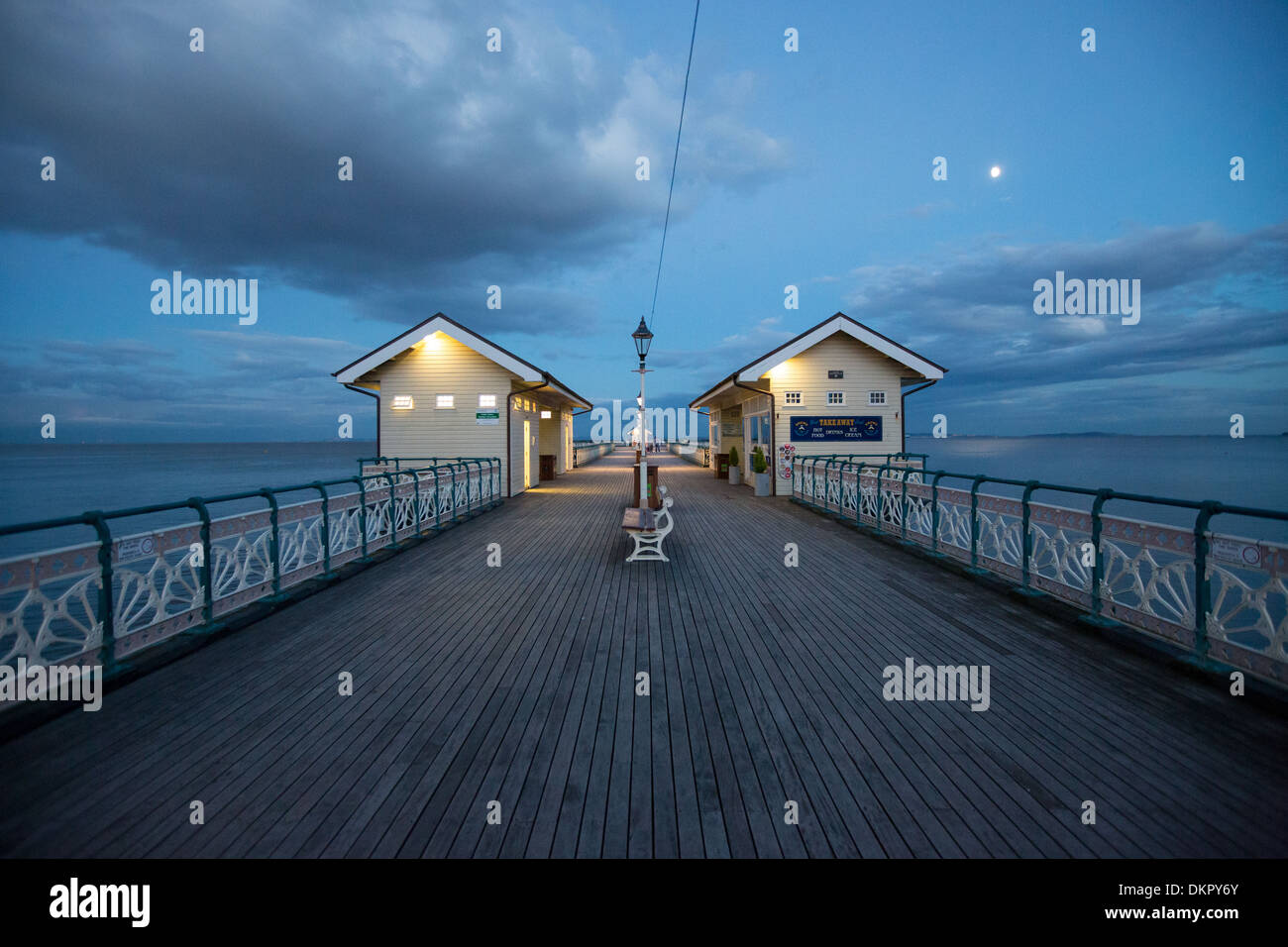 Penarth pier pavillion hi-res stock photography and images - Alamy