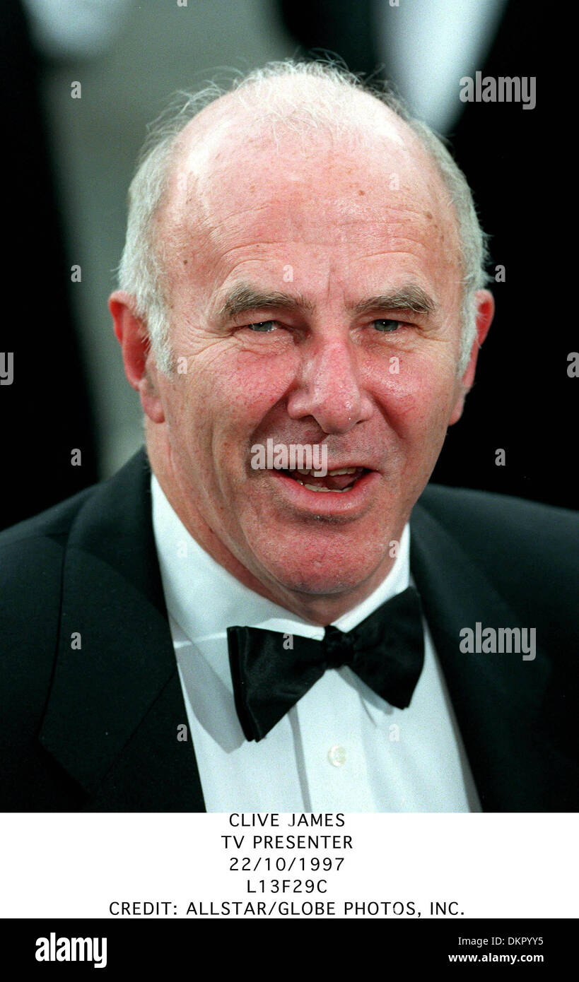 Clive james hi-res stock photography and images - Alamy