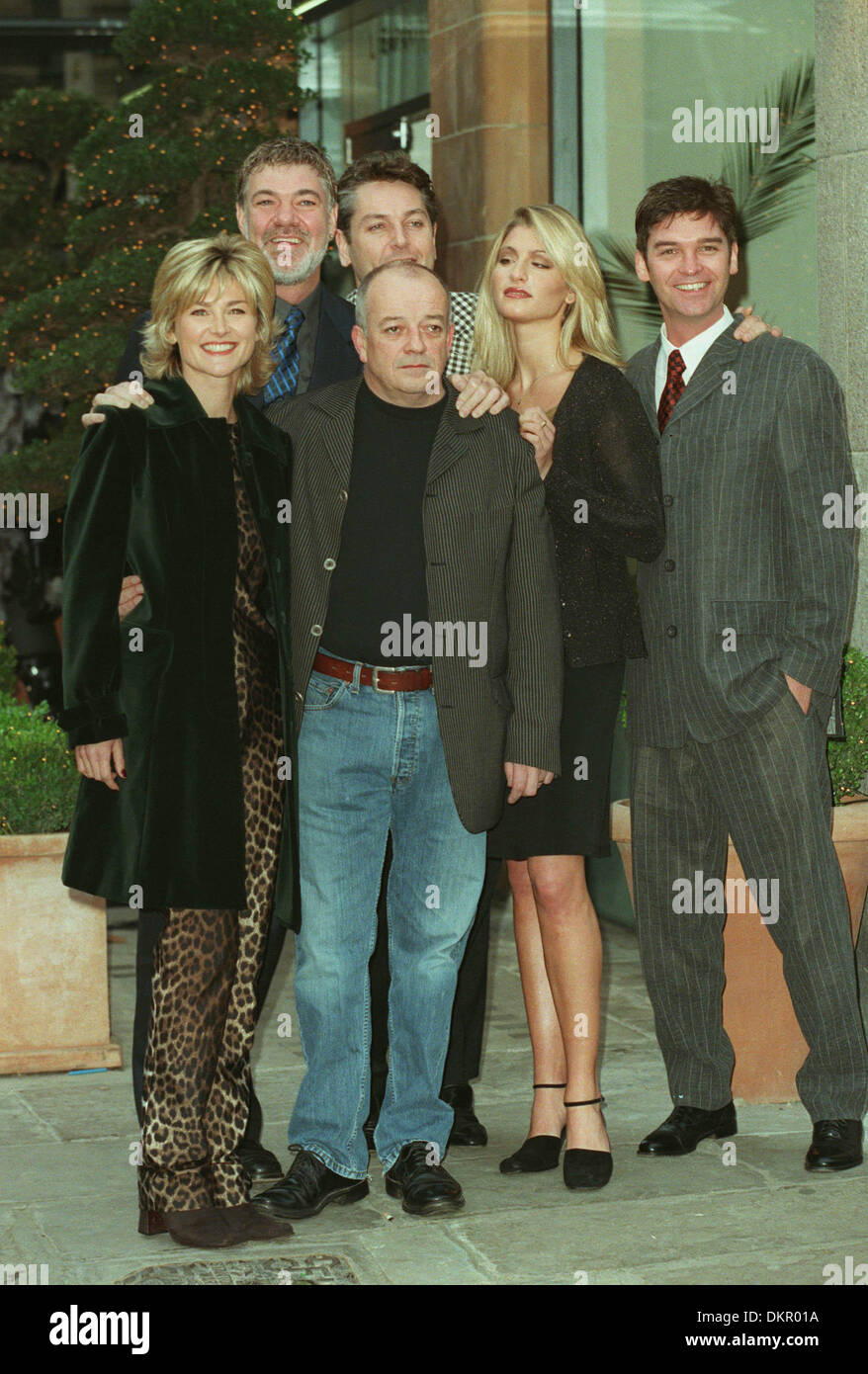 TURNER, KELLY, HEALY, BEHR &.SCHOFIELD TV PRESENTERS.03/01/1998.L96E17 ...