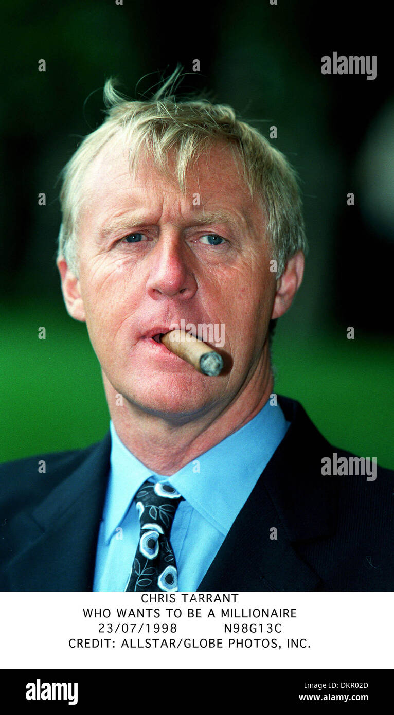 CHRIS TARRANT.WHO WANTS TO BE A MILLIONAIRE.23/07/1998.N98G13C Stock ...