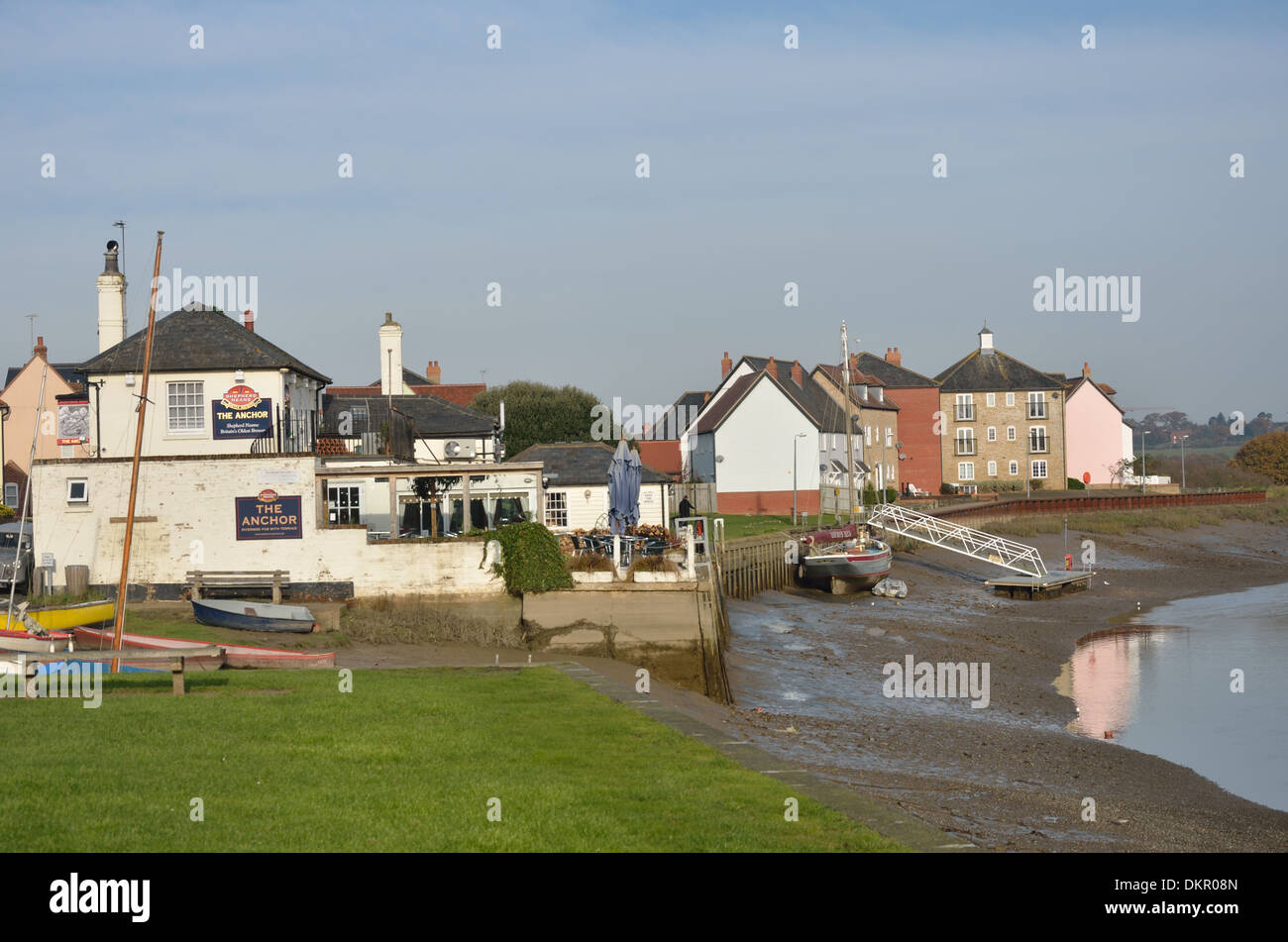 Rowhedge Essex High Resolution Stock Photography and Images - Alamy