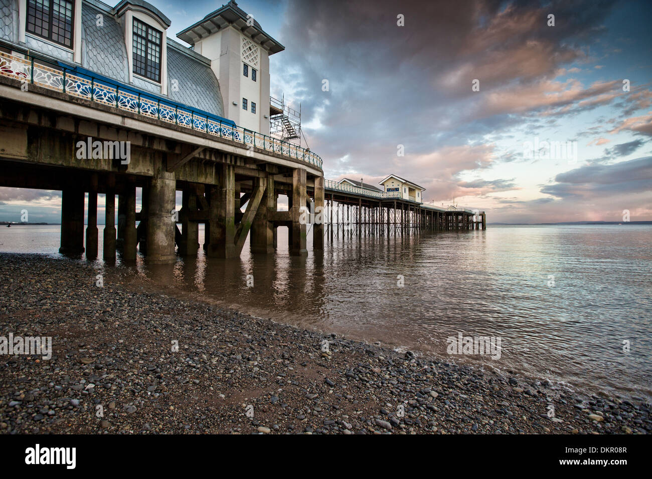 Penarth pier pavillion hi-res stock photography and images - Alamy
