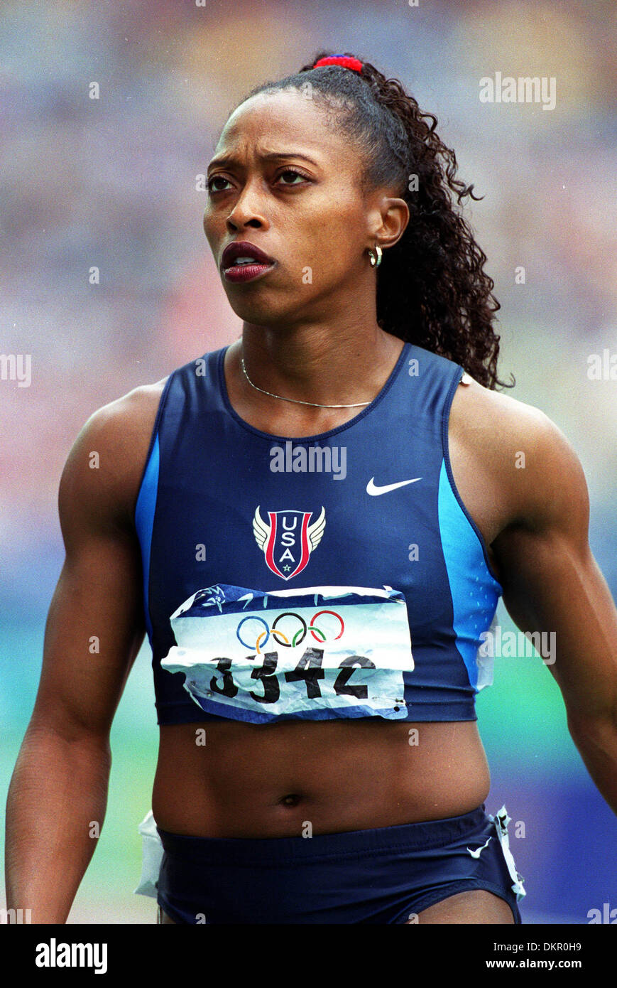 GAIL DEVERS.100 METRE HURDLES, SYDNEY.Y, AUSTRALIA.OLYMPIC STADIUM ...