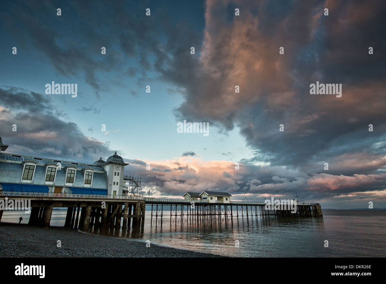 Penarth pier pavillion hi-res stock photography and images - Alamy