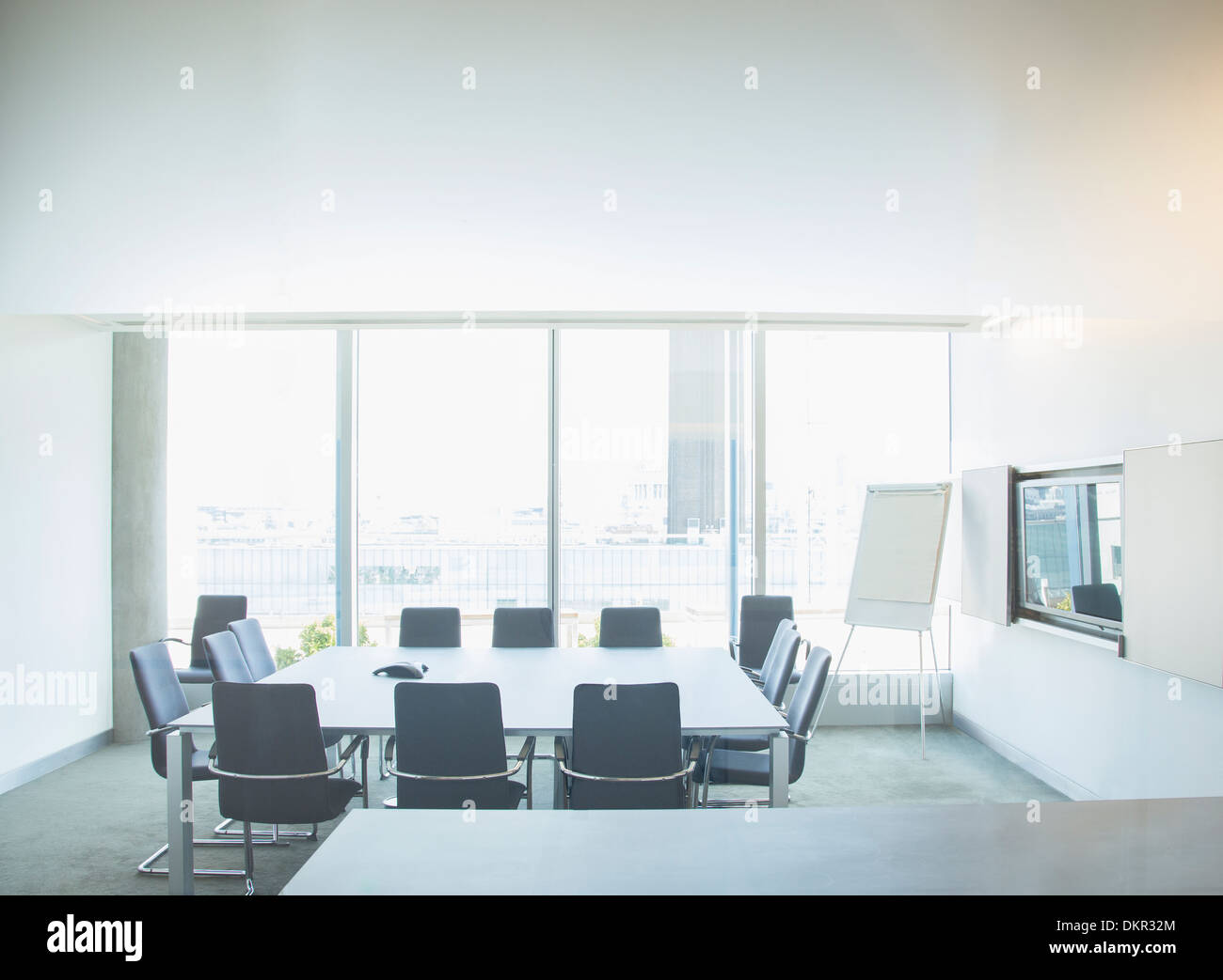 Empty business conference meeting hi-res stock photography and images ...