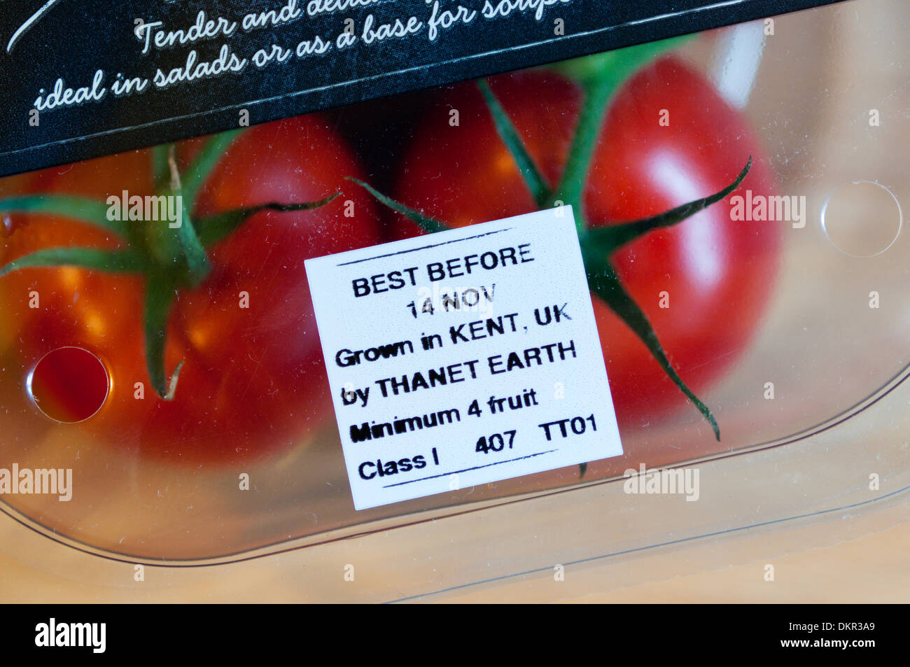 Label on packet of Tomatoes for sale, grown at Thanet Earth Stock Photo - Alamy